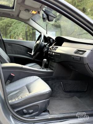 Pelēks BMW 530 2006 Kauņa, ar dzinēja tilpumu 2.50 L un nobraukumu 340 tūkst. km par 2590 €, foto 25 vietnē AUTOMOTO.COM.LV