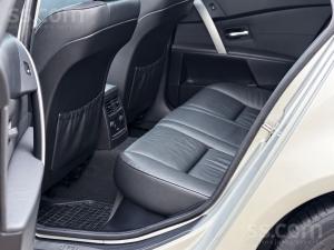 Pelēks BMW 530 2006 Rīga, ar dzinēja tilpumu 3.00 L un nobraukumu 267 tūkst. km par 3350 €, foto 15 vietnē AUTOMOTO.COM.LV