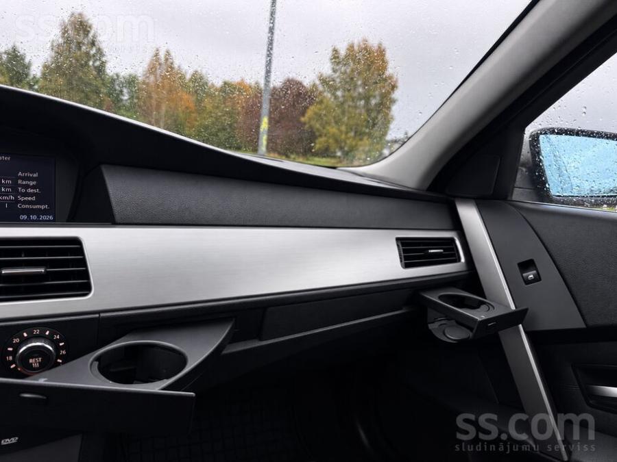 Pelēks BMW 530 2006 Rīga, ar dzinēja tilpumu 3.00 L un nobraukumu 267 tūkst. km par 3350 €, foto 23 vietnē AUTOMOTO.COM.LV