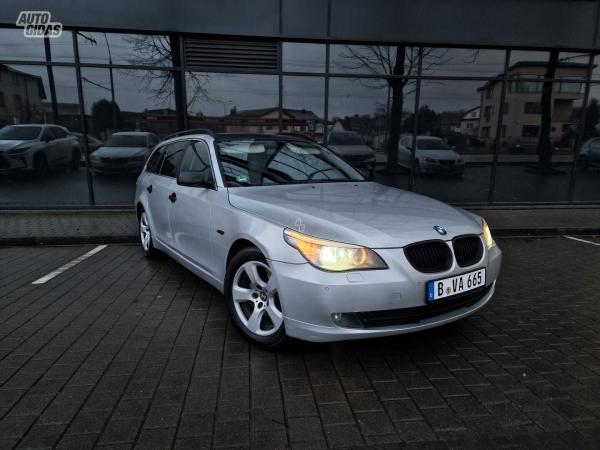 Pelēks BMW 530 2007 Kauņa, ar dzinēja tilpumu 3.00 L un nobraukumu 272 tūkst. km par 3550 €, foto 1 vietnē AUTOMOTO.COM.LV