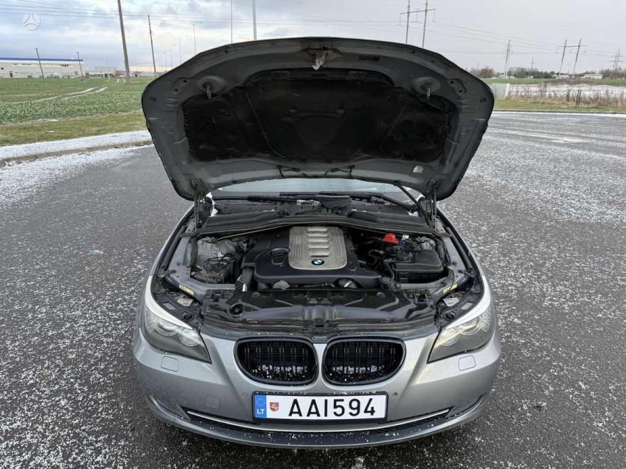 Grey BMW 530 2007 in Panevezys, with an engine capacity of 2.99 L and mileage of 412 thousand km for 3900 €, photo 11 on AUTOMOTO.COM.LV