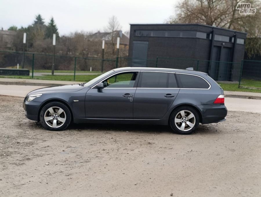 Grey BMW 530 2007 in Kaunas, with an engine capacity of 3.00 L and mileage of 325 thousand km for 3400 €, photo 11 on AUTOMOTO.COM.LV