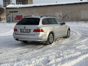 Pelēks BMW 530 2007 Rēzekne, ar dzinēja tilpumu 3.00 L un nobraukumu 254 tūkst. km par 4270 €, foto 2 vietnē AUTOMOTO.COM.LV