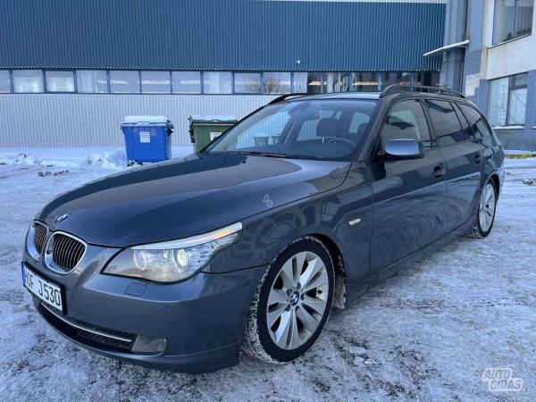 Grey BMW 530 2007 in Alytus, with an engine capacity of 3.00 L and mileage of 298 thousand km for 4650 €, photo 2 on AUTOMOTO.COM.LV