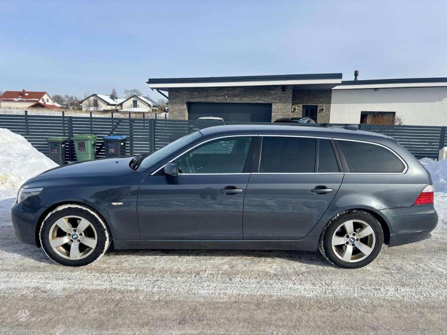 Grey BMW 530 2007 in Vilnius, with an engine capacity of 2.99 L and mileage of 320 thousand km for 3500 €, photo 2 on AUTOMOTO.COM.LV