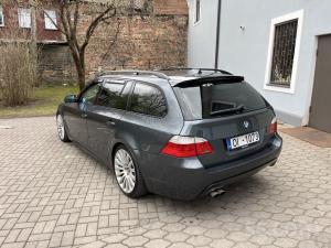 Pelēks BMW 530 2007 Rīga, ar dzinēja tilpumu 3.00 L un nobraukumu 368 tūkst. km par 5900 €, foto 3 vietnē AUTOMOTO.COM.LV