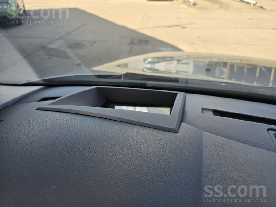 Pelēks BMW 530 2007 Ventspils, ar dzinēja tilpumu 3.00 L un nobraukumu 412 tūkst. km par 3500 €, foto 13 vietnē AUTOMOTO.COM.LV