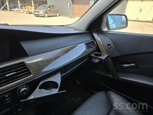 Pelēks BMW 530 2007 Ventspils, ar dzinēja tilpumu 3.00 L un nobraukumu 412 tūkst. km par 3500 €, foto 16 vietnē AUTOMOTO.COM.LV