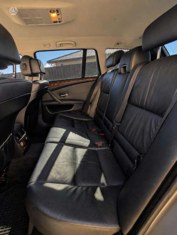 Pelēks BMW 530 2007 Viļņa, ar dzinēja tilpumu 2.99 L un nobraukumu 475 tūkst. km par 3600 €, foto 10 vietnē AUTOMOTO.COM.LV