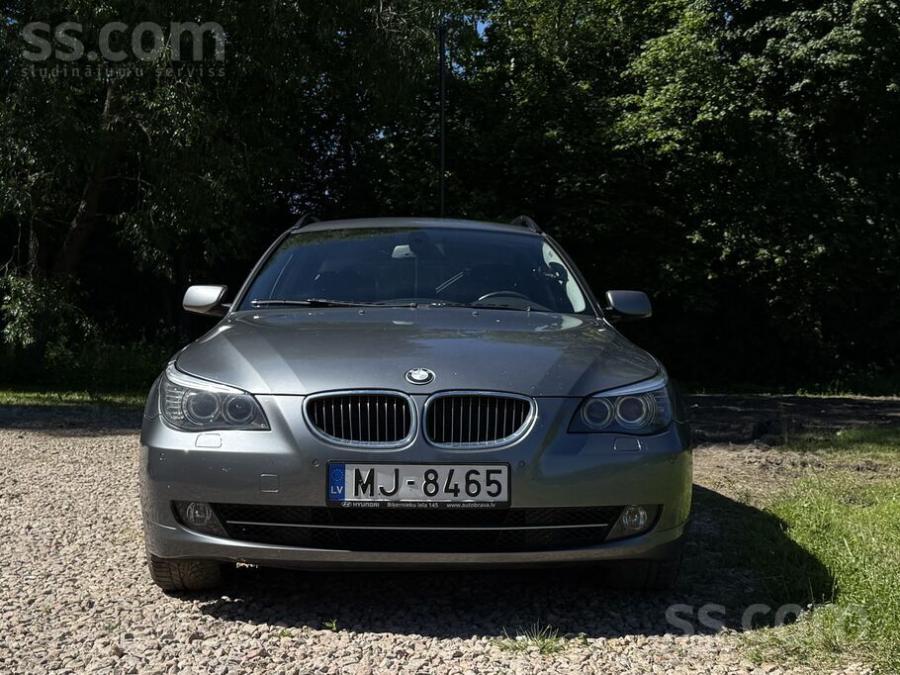 Pelēks BMW 530 2007 Rīga, ar dzinēja tilpumu 3.00 L un nobraukumu 338 tūkst. km par 5500 €, foto 3 vietnē AUTOMOTO.COM.LV