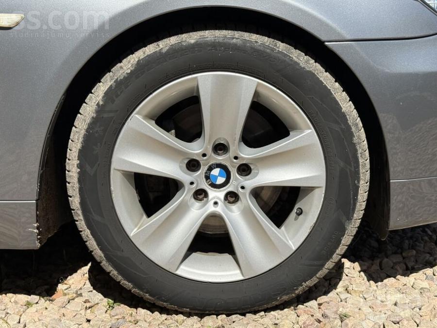 Pelēks BMW 530 2007 Rīga, ar dzinēja tilpumu 3.00 L un nobraukumu 338 tūkst. km par 5500 €, foto 7 vietnē AUTOMOTO.COM.LV