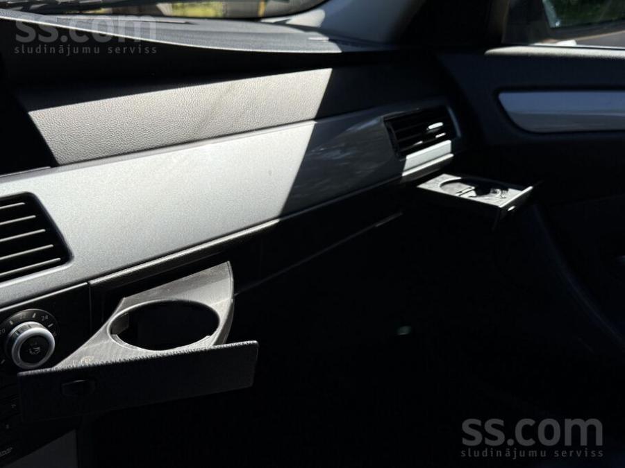 Pelēks BMW 530 2007 Rīga, ar dzinēja tilpumu 3.00 L un nobraukumu 338 tūkst. km par 5500 €, foto 15 vietnē AUTOMOTO.COM.LV