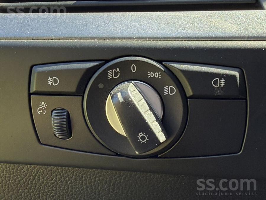 Pelēks BMW 530 2007 Rīga, ar dzinēja tilpumu 3.00 L un nobraukumu 338 tūkst. km par 5500 €, foto 16 vietnē AUTOMOTO.COM.LV