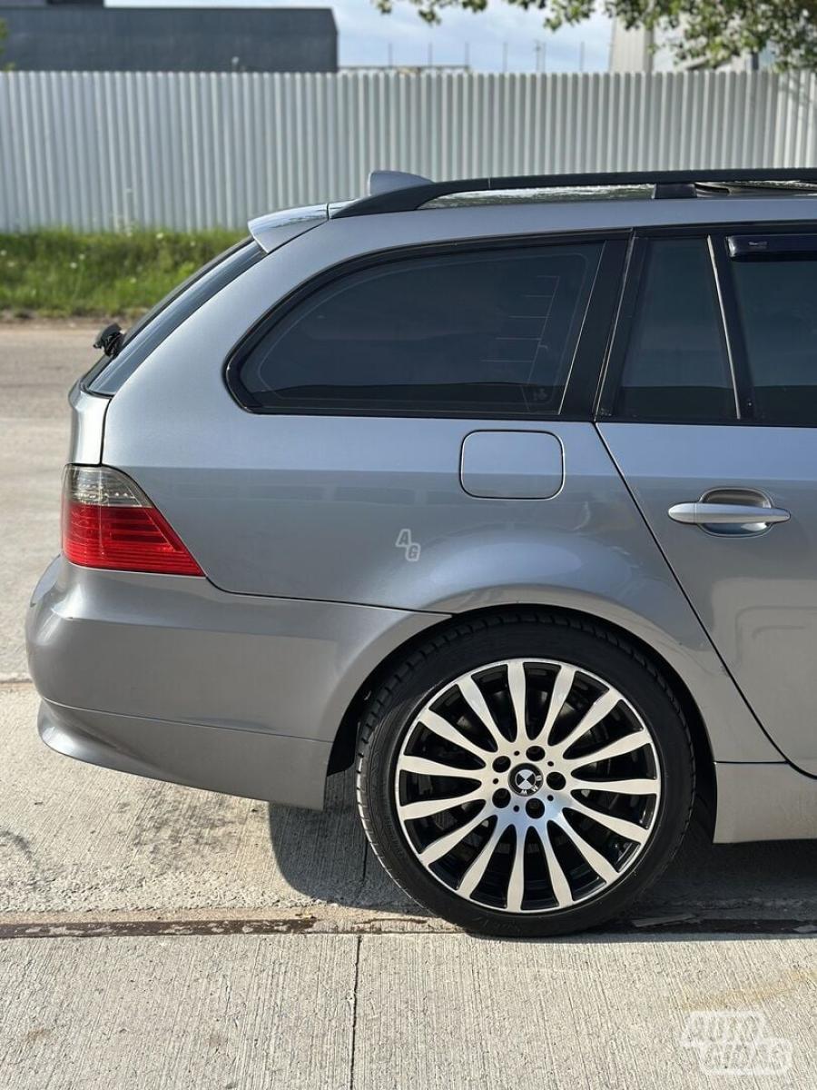 Pelēks BMW 530 2007 Alīta, ar dzinēja tilpumu 3.00 L un nobraukumu 450 tūkst. km par 4900 €, foto 14 vietnē AUTOMOTO.COM.LV