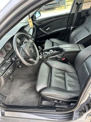 Pelēks BMW 530 2007 Alīta, ar dzinēja tilpumu 3.00 L un nobraukumu 450 tūkst. km par 4900 €, foto 26 vietnē AUTOMOTO.COM.LV