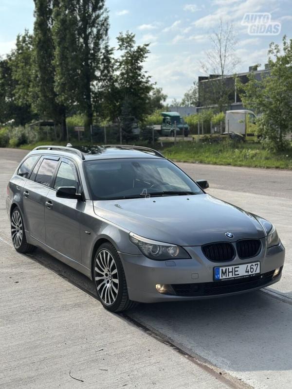 Grey BMW 530 2007 in Alytus, with an engine capacity of 3.00 L and mileage of 450 thousand km for 4900 €, photo 1 on AUTOMOTO.COM.LV