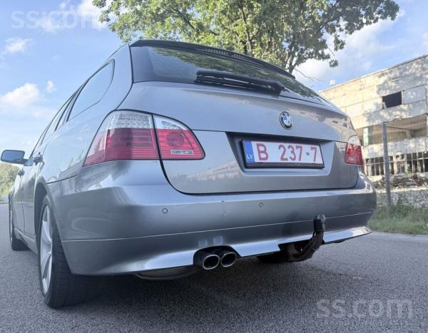 Pelēks BMW 530 2007 Daugavpils, ar dzinēja tilpumu 3.00 L un nobraukumu 297 tūkst. km par 3900 €, foto 9 vietnē AUTOMOTO.COM.LV