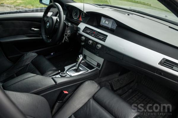 Grey BMW 530 2007 in Jelgava, with an engine capacity of 3.00 L and mileage of 323 thousand km for 4200 €, photo 7 on AUTOMOTO.COM.LV