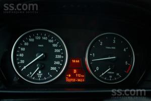 Grey BMW 530 2007 in Jelgava, with an engine capacity of 3.00 L and mileage of 323 thousand km for 4200 €, photo 14 on AUTOMOTO.COM.LV