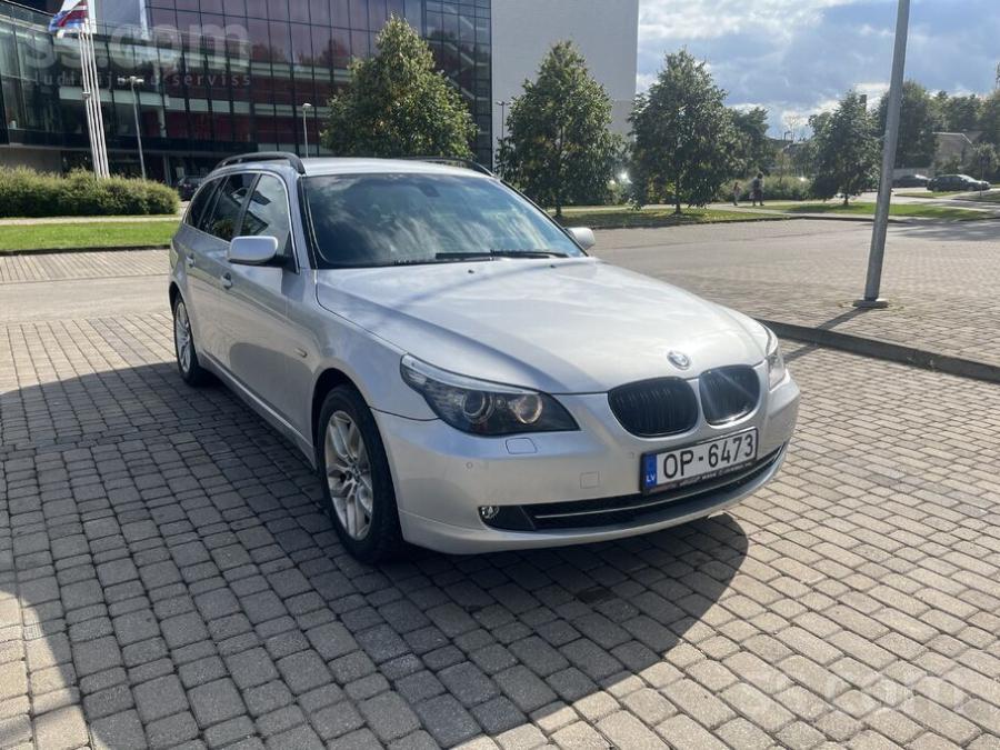 Grey BMW 530 2007 in Rezekne, with an engine capacity of 3.00 L and mileage of 258 thousand km for 3950 €, photo 3 on AUTOMOTO.COM.LV
