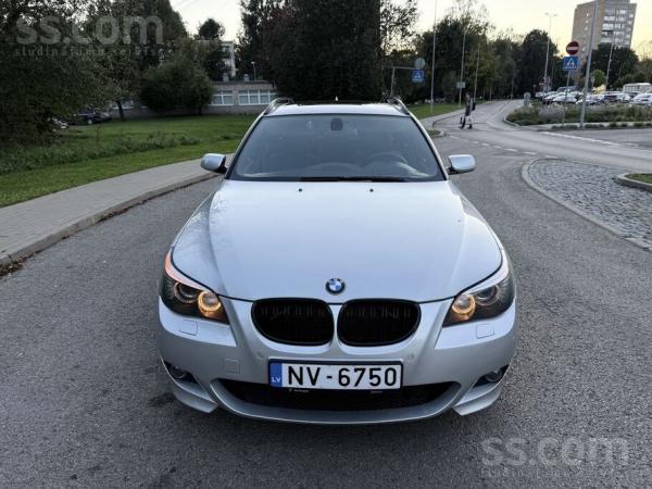 Grey BMW 530 2007 in Riga, with an engine capacity of 3.00 L and mileage of 0 thousand km for 4900 €, photo 9 on AUTOMOTO.COM.LV