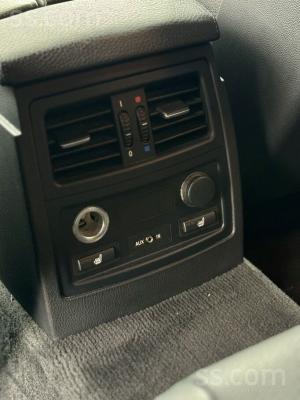 Grey BMW 530 2007 in Riga, with an engine capacity of 3.00 L and mileage of 307 thousand km for 7700 €, photo 11 on AUTOMOTO.COM.LV
