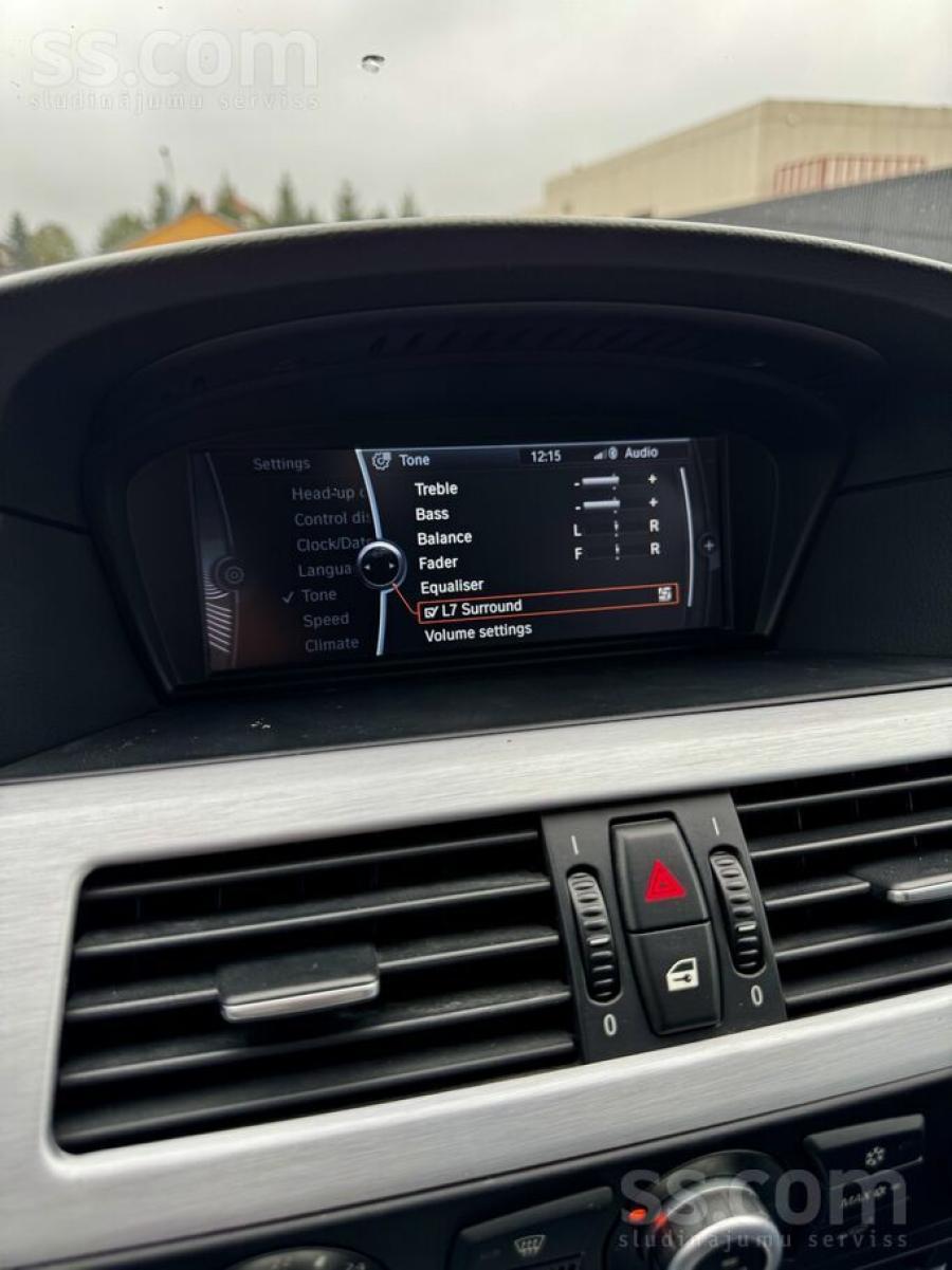 Grey BMW 530 2007 in Riga, with an engine capacity of 3.00 L and mileage of 307 thousand km for 7700 €, photo 15 on AUTOMOTO.COM.LV