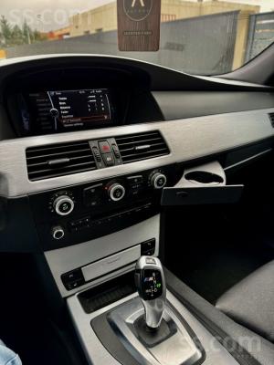 Grey BMW 530 2007 in Riga, with an engine capacity of 3.00 L and mileage of 307 thousand km for 7700 €, photo 16 on AUTOMOTO.COM.LV
