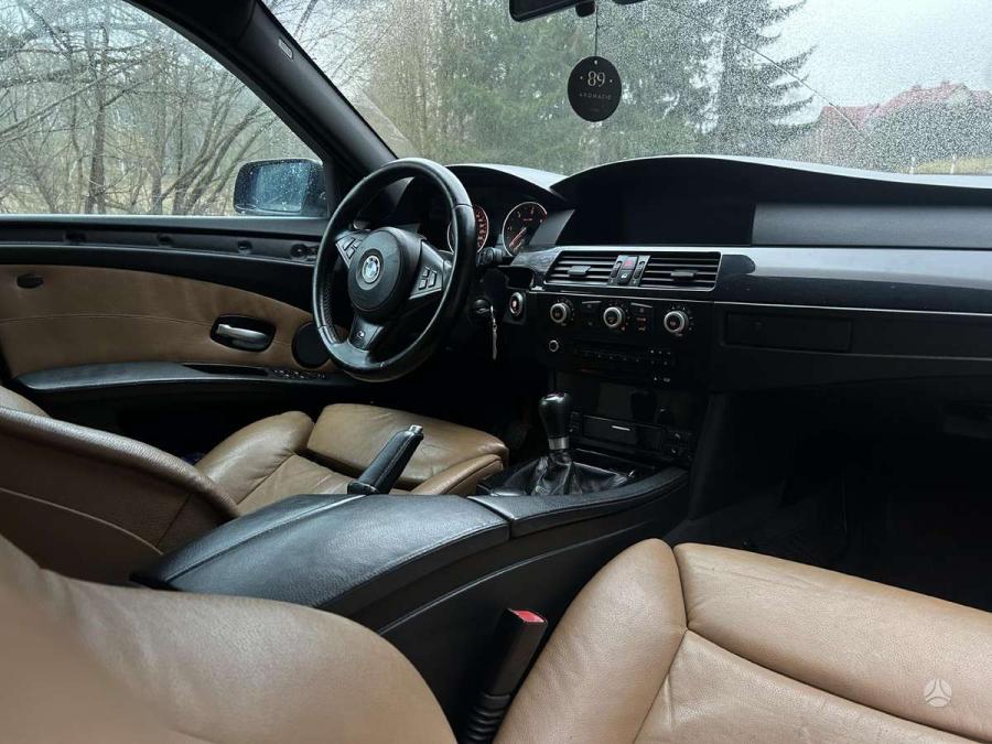 Grey BMW 530 2008 in Vilnius, with an engine capacity of 3.00 L and mileage of 470 thousand km for 3250 €, photo 6 on AUTOMOTO.COM.LV