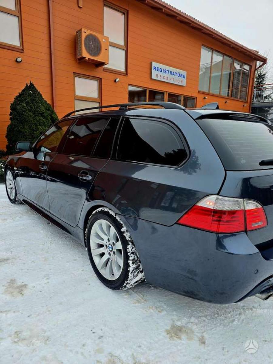 Grey BMW 530 2008 in Marijampole, with an engine capacity of 2.99 L and mileage of 295 thousand km for 5750 €, photo 12 on AUTOMOTO.COM.LV