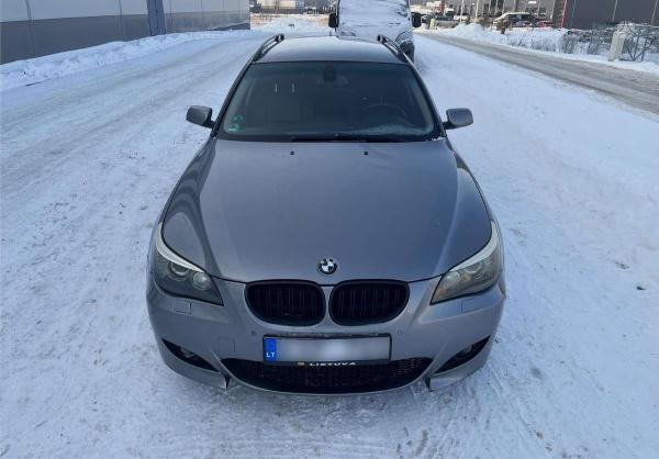 Grey BMW 530 2008 in Siauliai, with an engine capacity of 2.99 L and mileage of 331 thousand km for 3750 €, photo 2 on AUTOMOTO.COM.LV