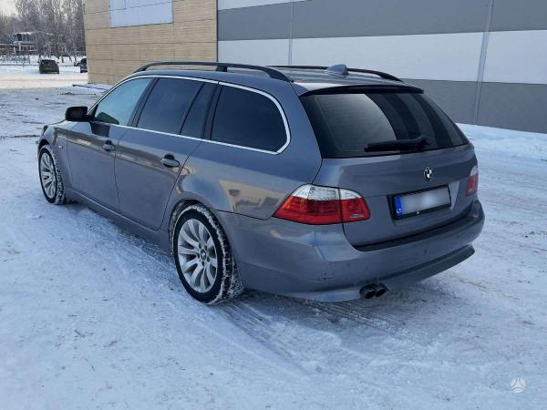 Grey BMW 530 2008 in Siauliai, with an engine capacity of 2.99 L and mileage of 331 thousand km for 3750 €, photo 5 on AUTOMOTO.COM.LV