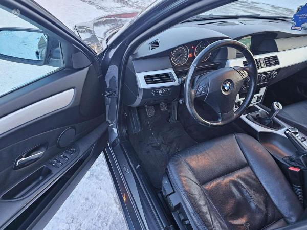 Pelēks BMW 530 2008 Šauļi, ar dzinēja tilpumu 2.99 L un nobraukumu 330 tūkst. km par 4200 €, foto 17 vietnē AUTOMOTO.COM.LV