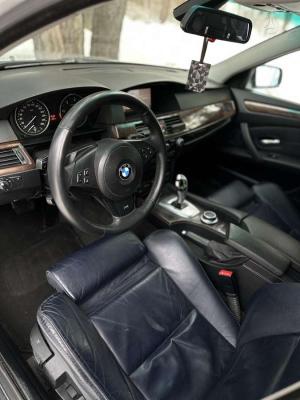 Pelēks BMW 530 2008 Viļņa, ar dzinēja tilpumu 2.99 L un nobraukumu 299 tūkst. km par 4800 €, foto 9 vietnē AUTOMOTO.COM.LV