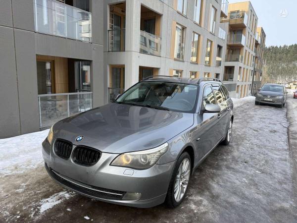 Grey BMW 530 2008 in Vilnius, with an engine capacity of 2.99 L and mileage of 300 thousand km for 3750 €, photo 2 on AUTOMOTO.COM.LV