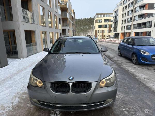Grey BMW 530 2008 in Vilnius, with an engine capacity of 2.99 L and mileage of 300 thousand km for 3750 €, photo 3 on AUTOMOTO.COM.LV