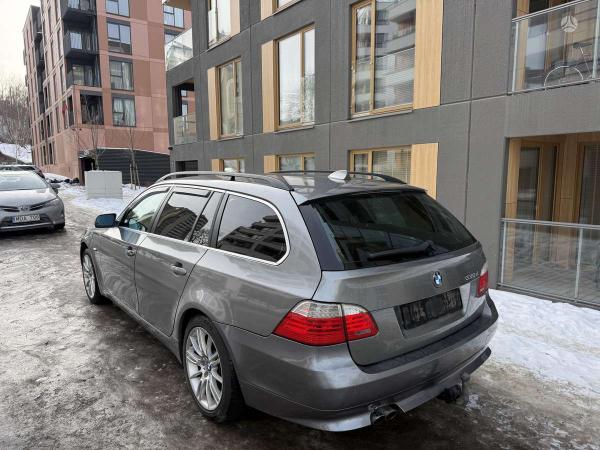 Grey BMW 530 2008 in Vilnius, with an engine capacity of 2.99 L and mileage of 300 thousand km for 3750 €, photo 4 on AUTOMOTO.COM.LV