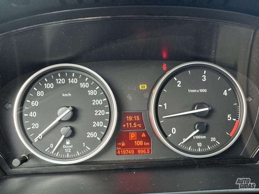 Grey BMW 530 2008 in Utena, with an engine capacity of 3.00 L and mileage of 419 thousand km for 3400 €, photo 15 on AUTOMOTO.COM.LV