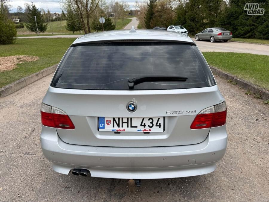 Grey BMW 530 2008 in Utena, with an engine capacity of 3.00 L and mileage of 419 thousand km for 3200 €, photo 5 on AUTOMOTO.COM.LV