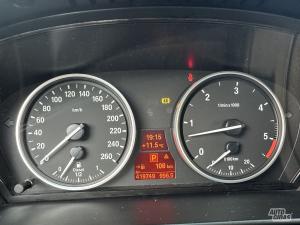 Grey BMW 530 2008 in Utena, with an engine capacity of 3.00 L and mileage of 419 thousand km for 3200 €, photo 12 on AUTOMOTO.COM.LV