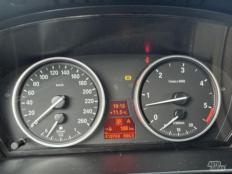 Grey BMW 530 2008 in Utena, with an engine capacity of 3.00 L and mileage of 419 thousand km for 3200 €, photo 12 on AUTOMOTO.COM.LV