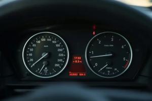 Pelēks BMW 530 2008 Liepāja, ar dzinēja tilpumu 3.00 L un nobraukumu 253 tūkst. km par 5900 €, foto 14 vietnē AUTOMOTO.COM.LV
