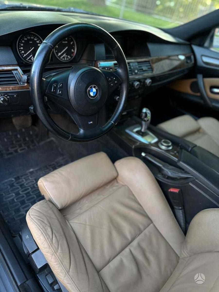 Pelēks BMW 530 2008 Viļņa, ar dzinēja tilpumu 2.99 L un nobraukumu 386 tūkst. km par 4700 €, foto 6 vietnē AUTOMOTO.COM.LV