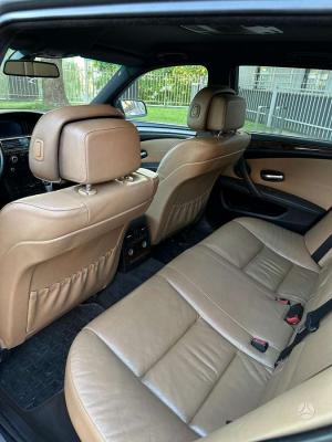 Pelēks BMW 530 2008 Viļņa, ar dzinēja tilpumu 2.99 L un nobraukumu 386 tūkst. km par 4700 €, foto 9 vietnē AUTOMOTO.COM.LV