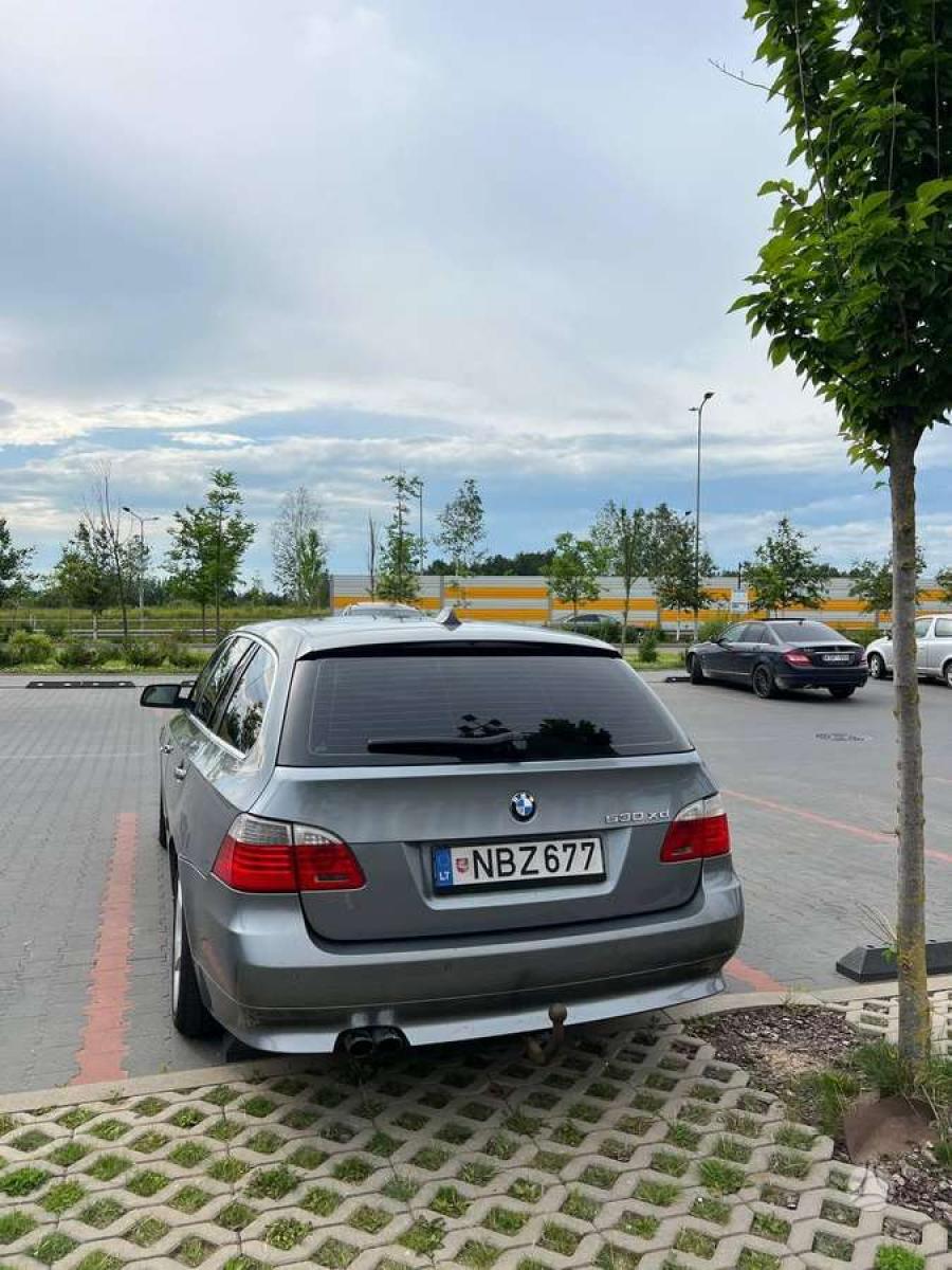 Grey BMW 530 2008 in Vilnius, with an engine capacity of 2.99 L and mileage of 400 thousand km for 4300 €, photo 8 on AUTOMOTO.COM.LV