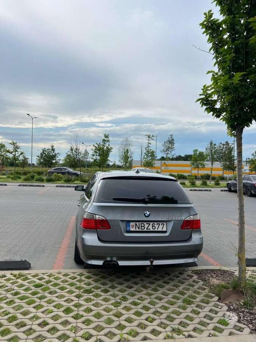 Grey BMW 530 2008 in Vilnius, with an engine capacity of 2.99 L and mileage of 400 thousand km for 4300 €, photo 9 on AUTOMOTO.COM.LV