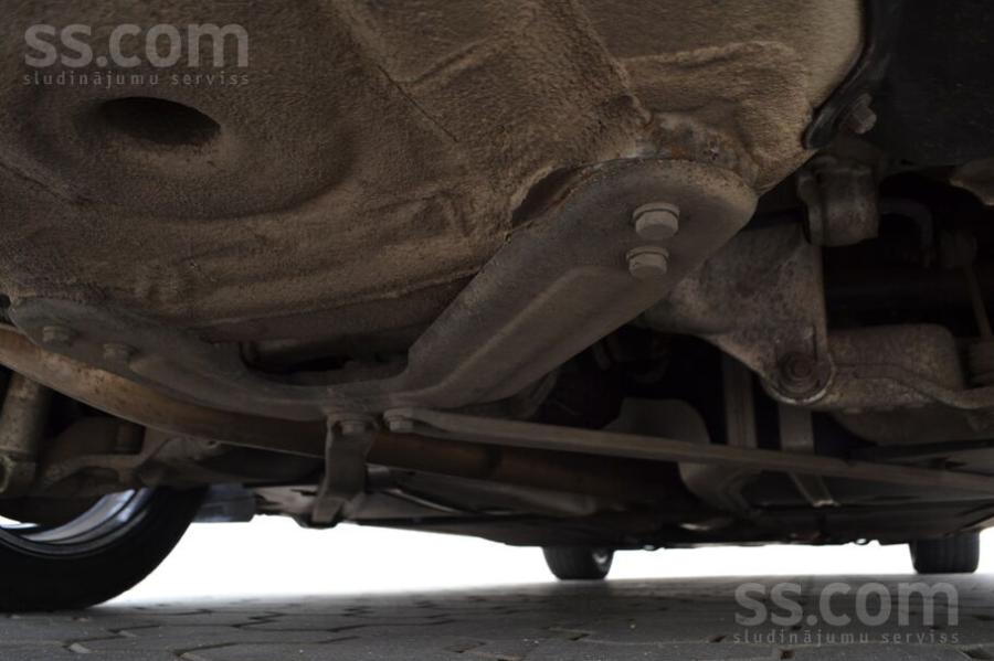 Pelēks BMW 530 2008 Rīga, ar dzinēja tilpumu 3.00 L un nobraukumu 0 tūkst. km par 5250 €, foto 35 vietnē AUTOMOTO.COM.LV