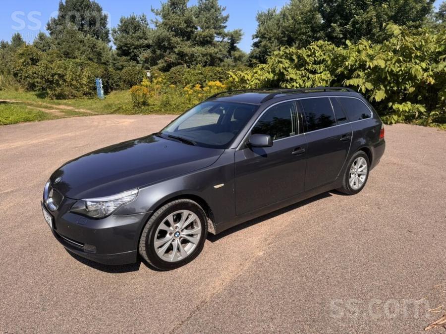 Grey BMW 530 2008 in Riga, with an engine capacity of 3.00 L and mileage of 270 thousand km for 6900 €, photo 3 on AUTOMOTO.COM.LV