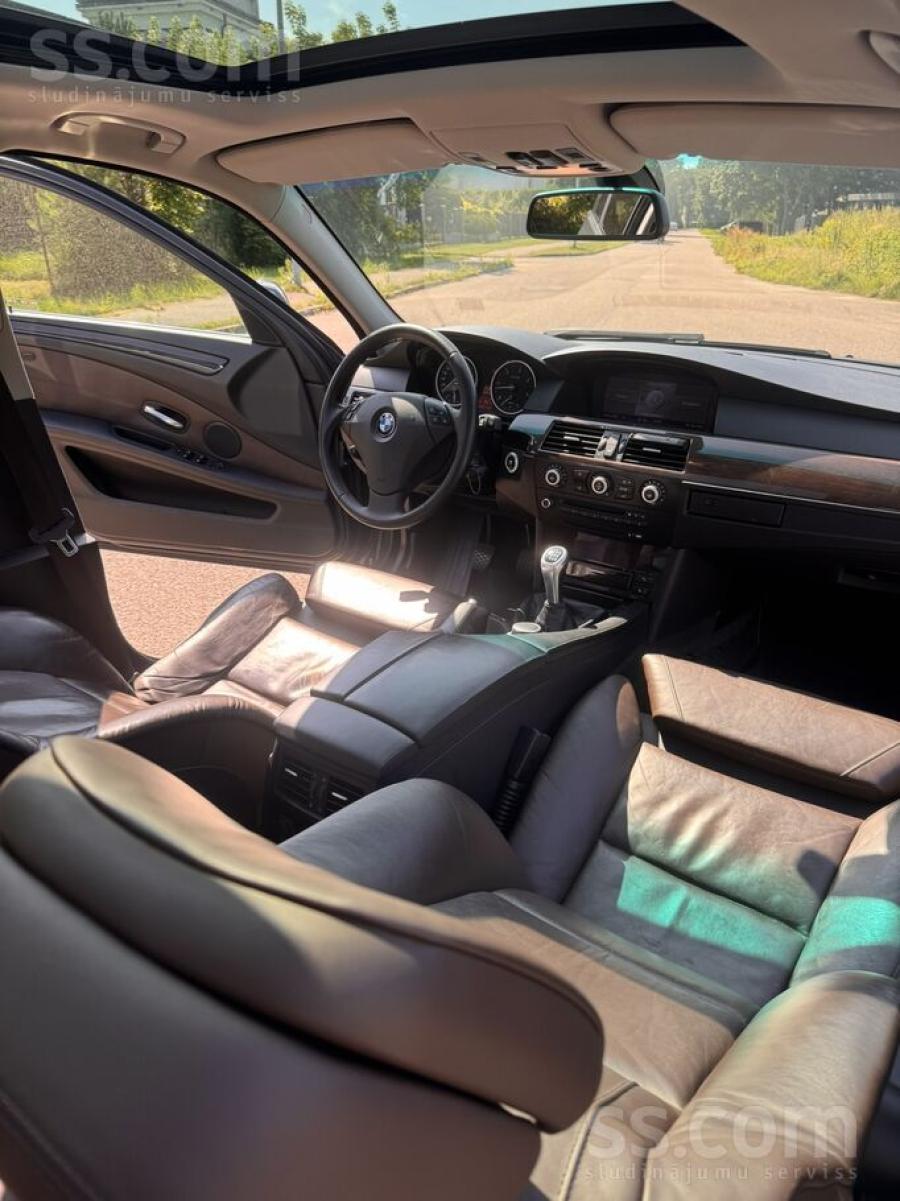 Grey BMW 530 2008 in Riga, with an engine capacity of 3.00 L and mileage of 270 thousand km for 6900 €, photo 11 on AUTOMOTO.COM.LV