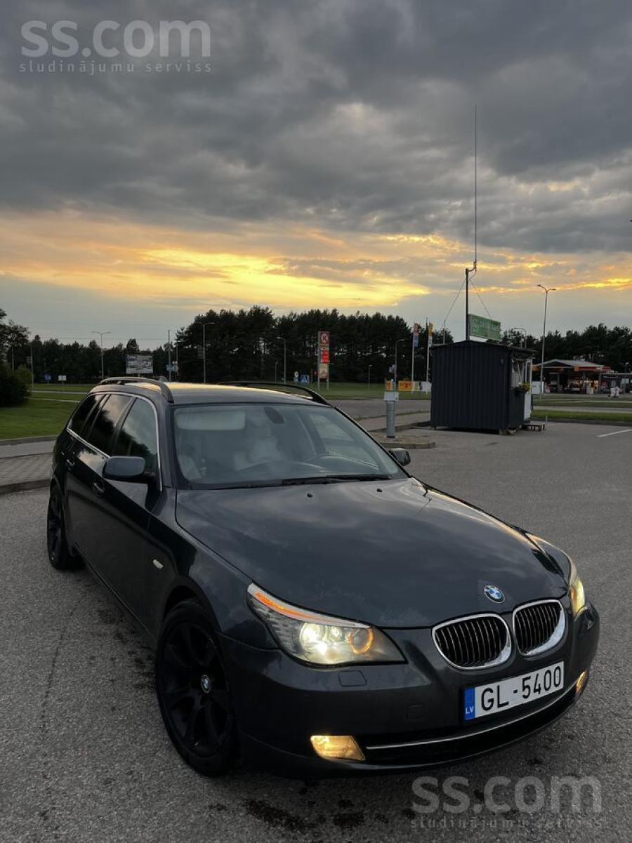 Pelēks BMW 530 2008 Daugavpils, ar dzinēja tilpumu 3.00 L un nobraukumu 349 tūkst. km par 3900 €, foto 9 vietnē AUTOMOTO.COM.LV